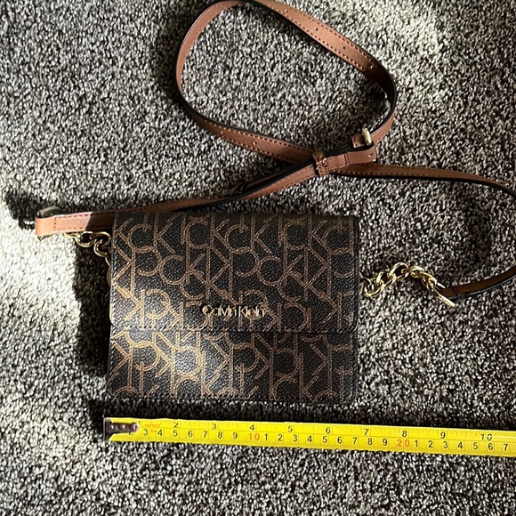 Calvin Klein | Bags | Calvin Klein Small Crossbody | Poshmark